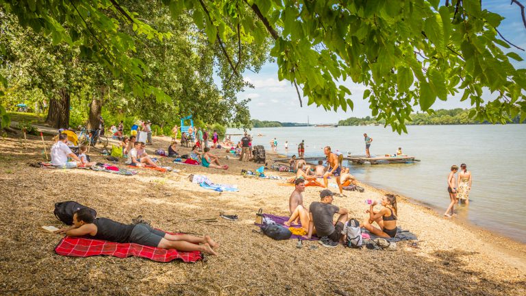 Romaipart-Szabadstrand-Budapest-Duna-CsodalatosMagyarorszag ...